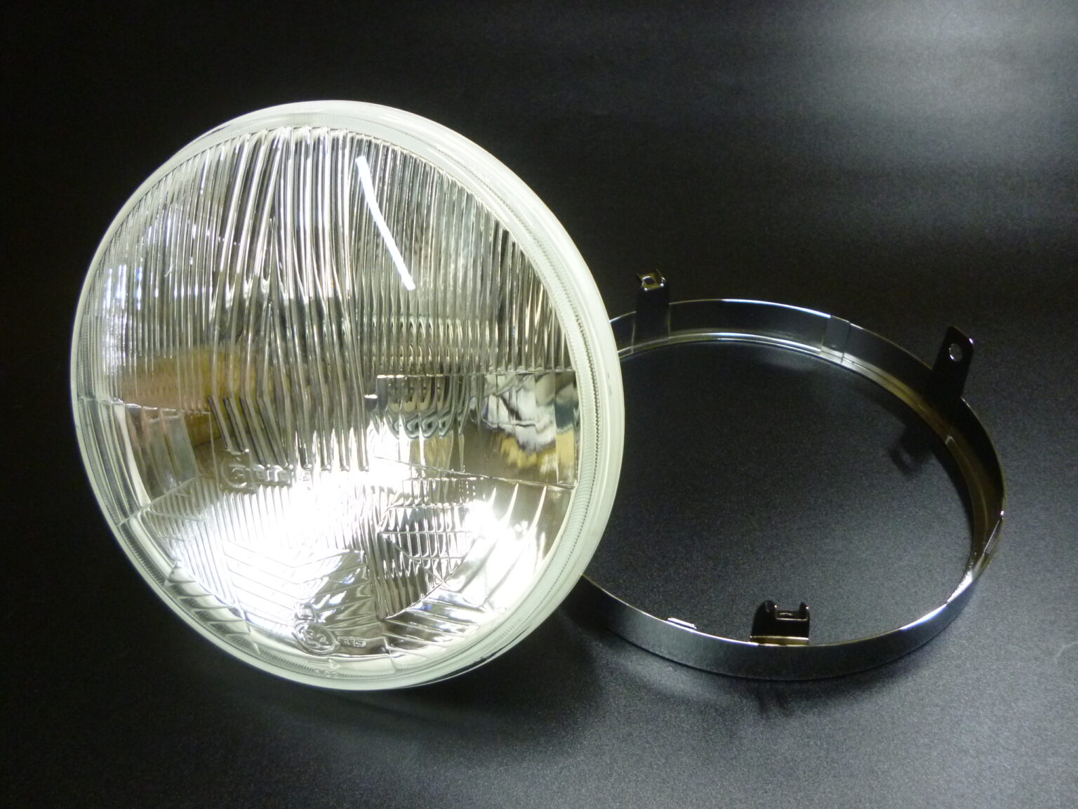 シビエ CIBIE モト180 CL-2 H4 12V 60／55W 内リム、レンズ付き | ラグゼカスタムワークス|オンラインショップ